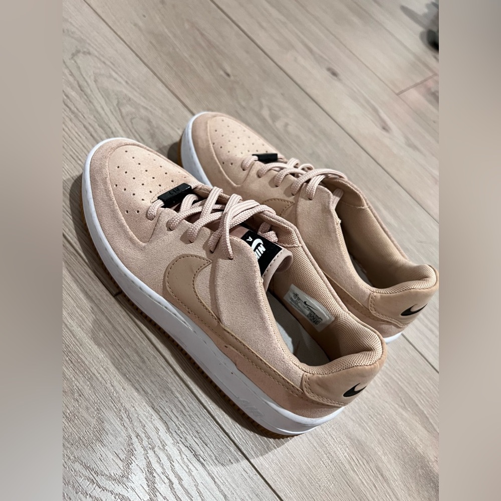 Nike Platform Sneaker - Gem